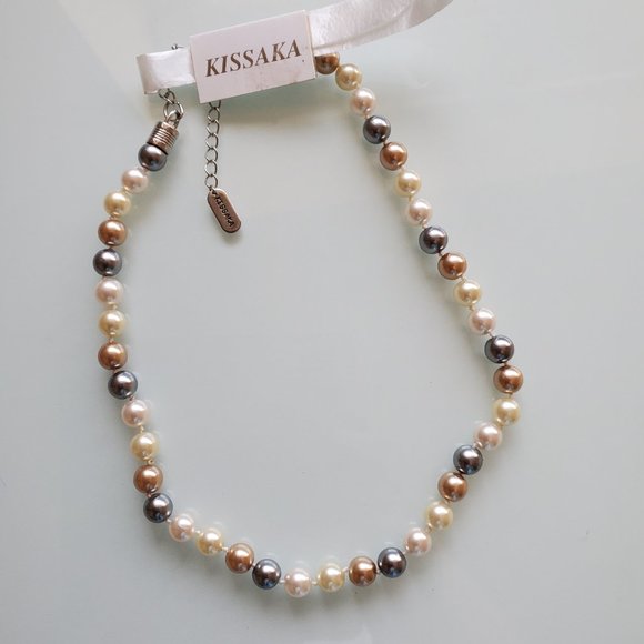 Kissaka | Jewelry | Kissaka Shimmering Tri Color Faux Pearl Strand ...